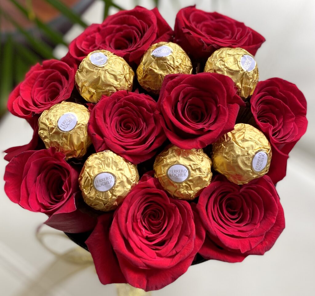 CONO Rosas y Bombones - PRODUCTOS PREMIUM Chile