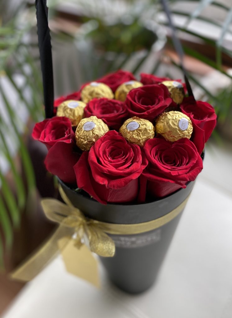 CONO Rosas y Bombones - PRODUCTOS PREMIUM Chile